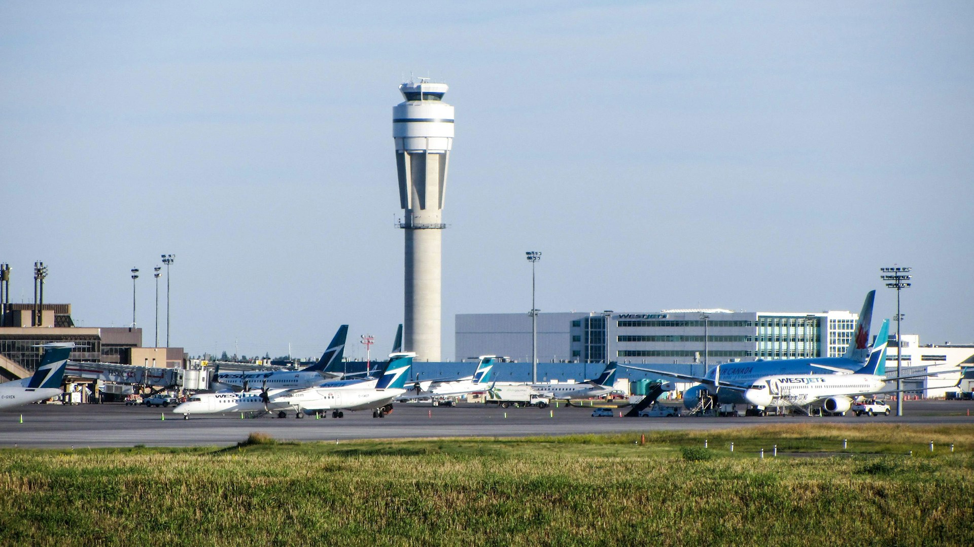 Aerospace Innovation Hub Opens at Calgary Airport - Calgary.Tech